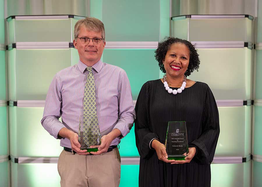PHS' DEBORAH BEETE WINS UNC CHARLOTTE'S 2023 AWARD FOR TEACHING ...